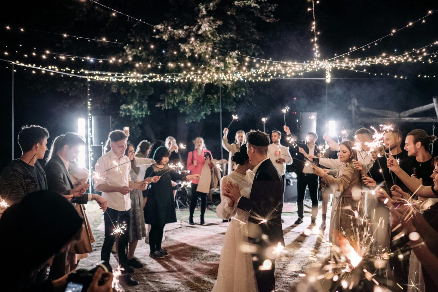 19 Most Important Wedding Website FAQ Examples